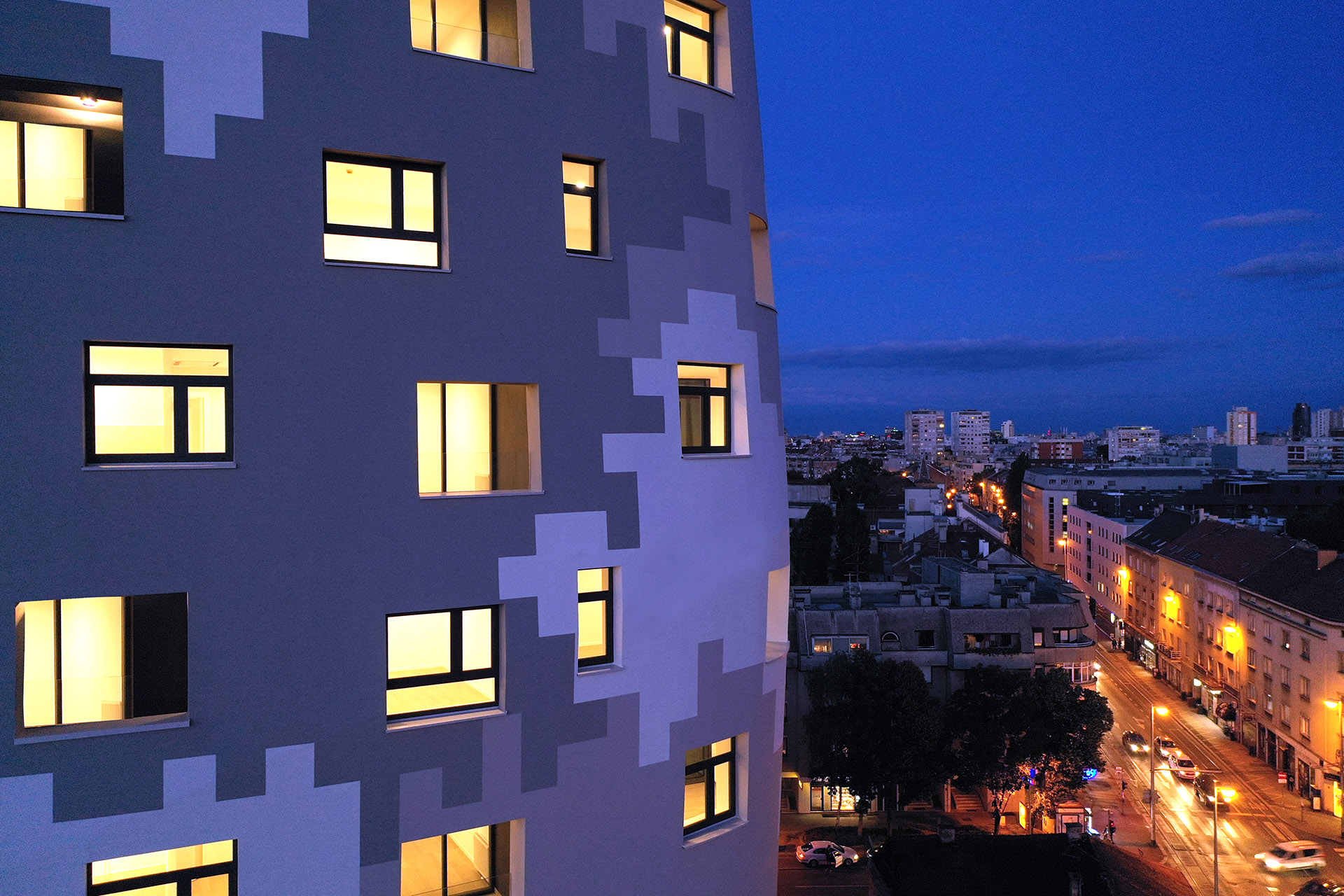 MORpH. A smooth shape and a variable building structure for the ...