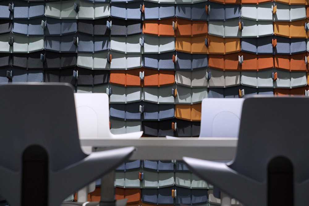 Contemporary art in a logistics centre. An inspiring experience for ...