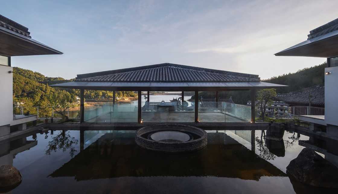 The Fang Zhang Building, an organic unity of form and content. Space ...