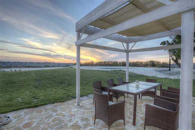 Falcon Home Resort. A masterfully restored 16th-century Salento farmhouse