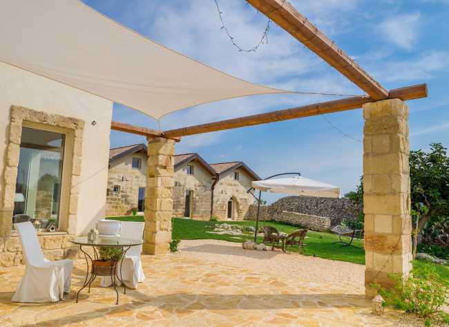 Falcon Home Resort. A masterfully restored 16th-century Salento farmhouse