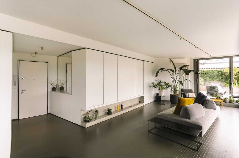 The penthouse unit with the city inside. An extroverted penthouse in a ...