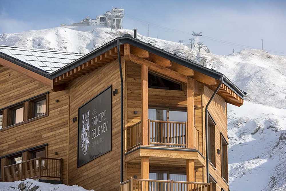 High-altitude projects. The Principe delle Nevi Hotel emerges from the ...