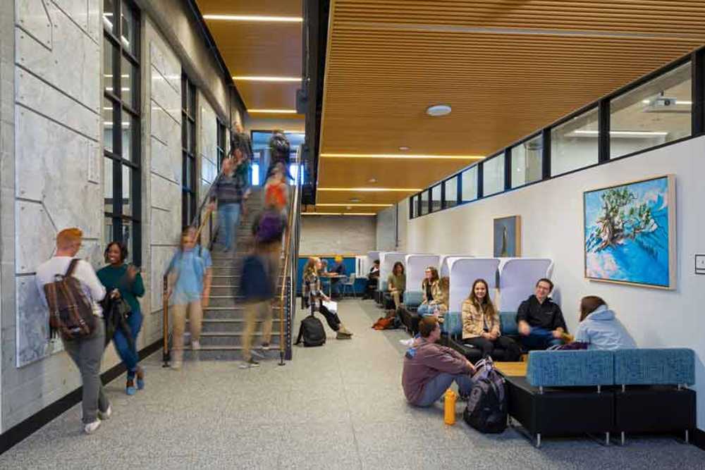 Romney Hall en la Universidad Estatal de Montana | Cushing Terrell ...