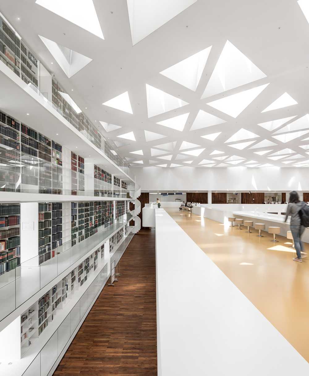 Stained glass square for the University in Rotterdam. Grid structure ...