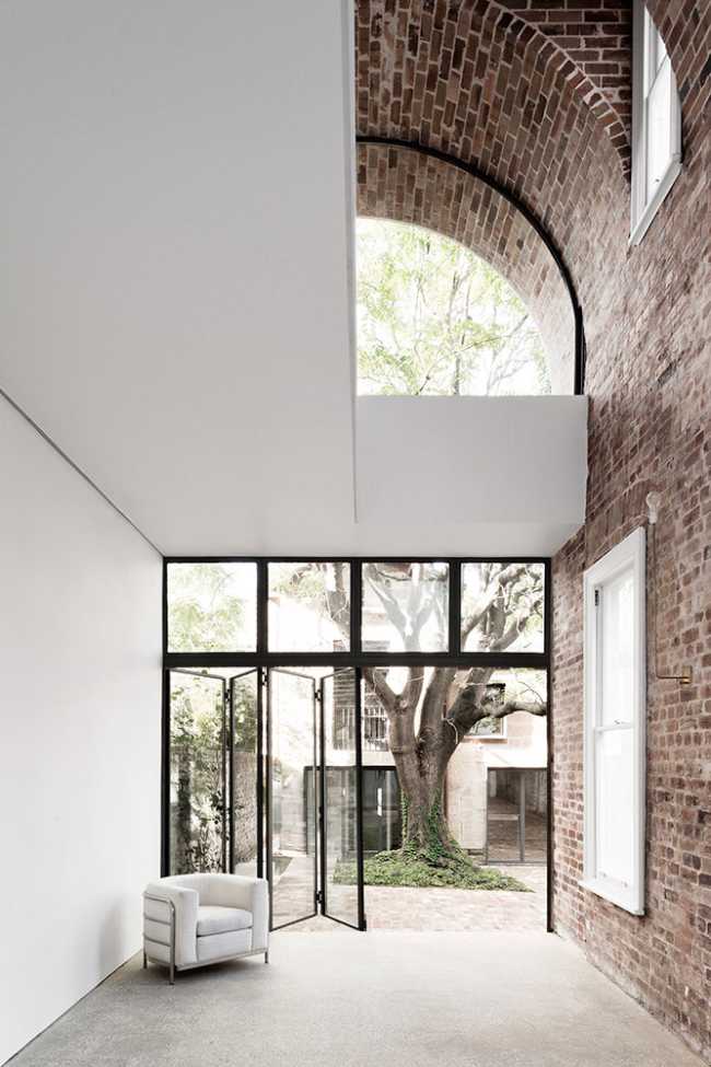 Renovation of an Italianate Victorian townhouse. Reviving historic charm